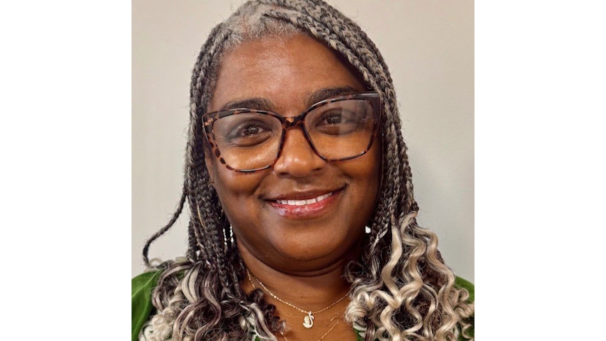 Staff Spotlight: Lisa Holman | AAO-HNS Bulletin